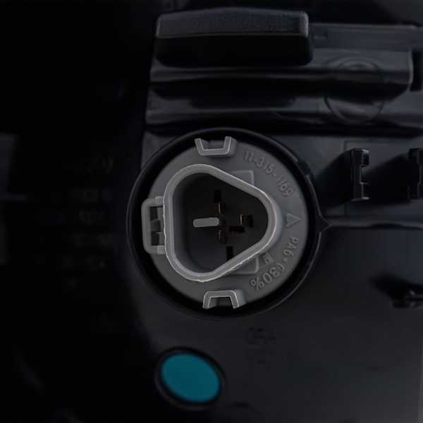 Replacement Passenger Side Tail Light, with Bulb, Halogen, Clear and ...