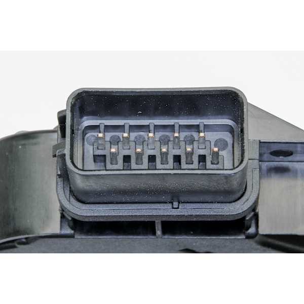 APA/URO Parts® LR091360 Rear, Passenger Side Door Lock Actuator